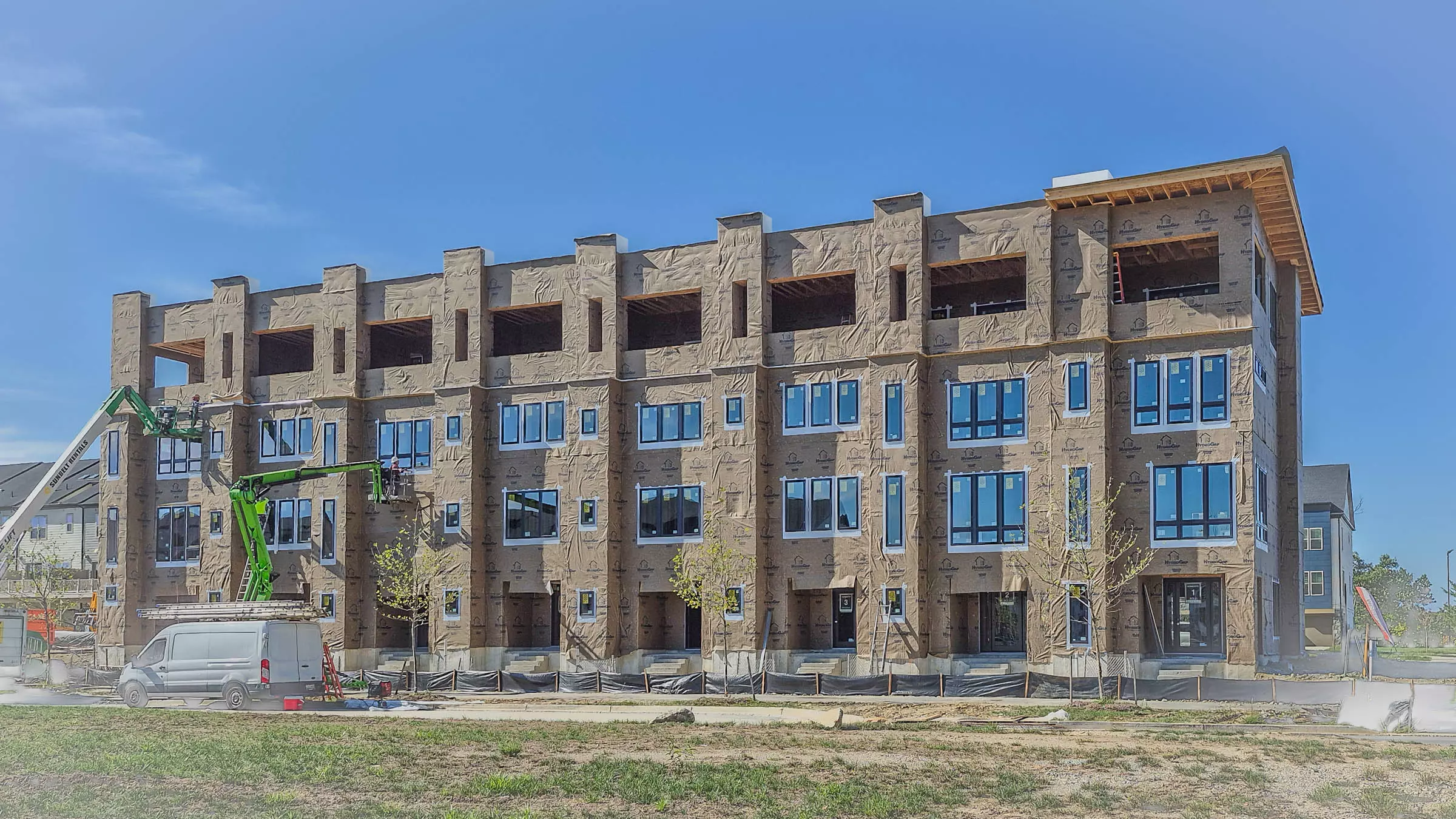 Grove Hard Hat Tour – Wormald Homes